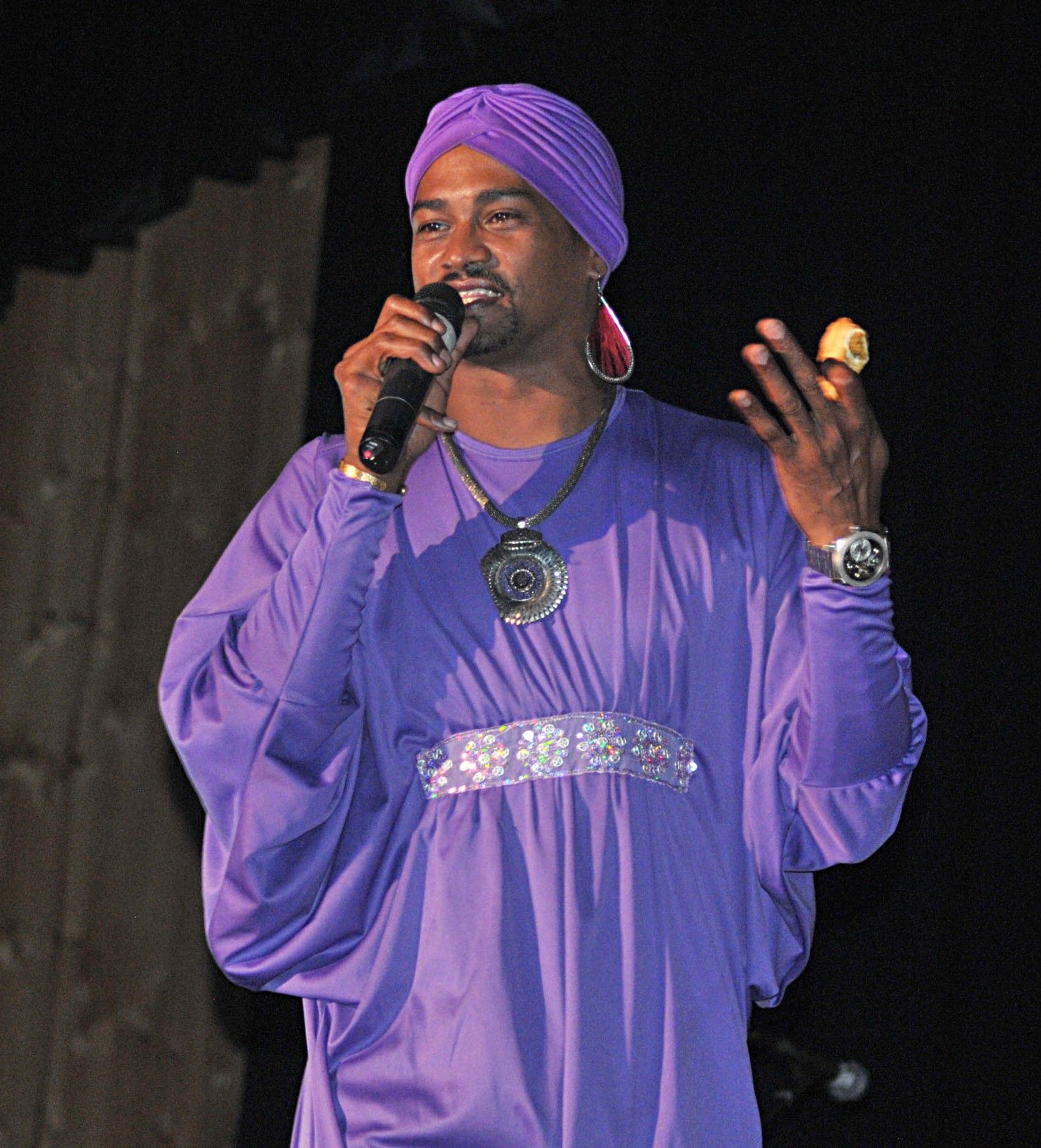 WATCH: The Adams brothers perform up a storm in their home town