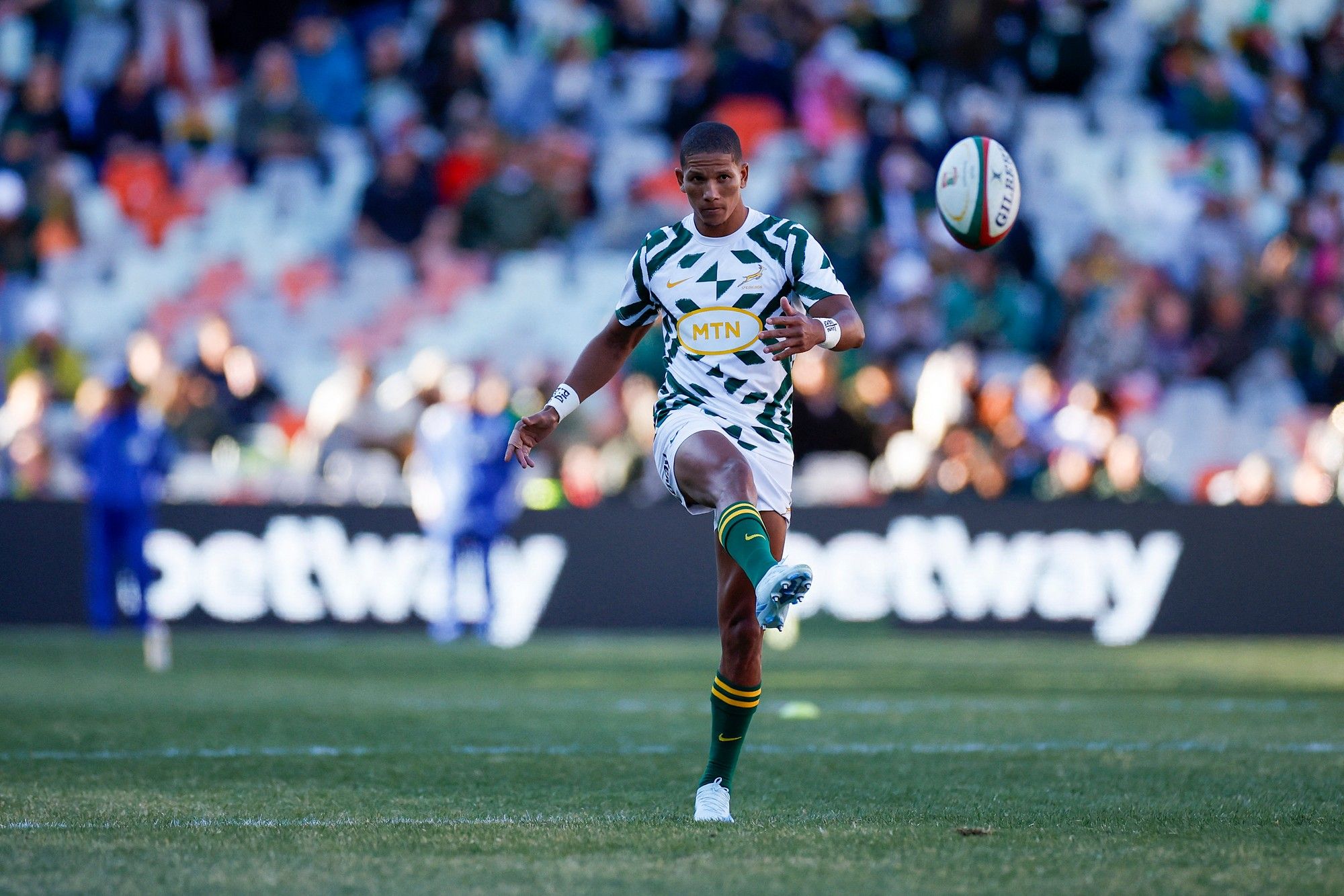 Five-three Springbok bench named for England Test