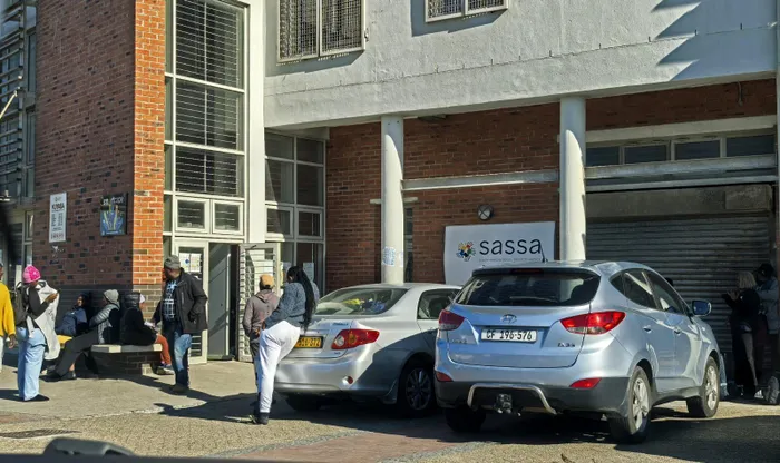 Khayelitsha residents demand better queue management at SASSA Kuyasa office