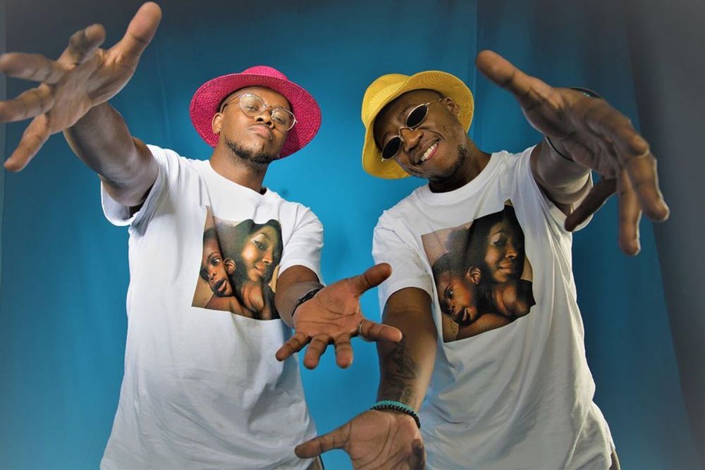 Lubhidlikile ubumba lweBlack Motion
