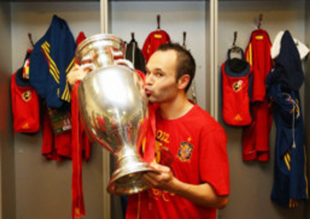 Iniesta named Euro’s best player