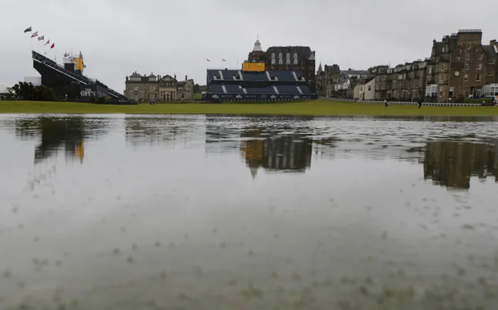 Weather delays play at St Andrews