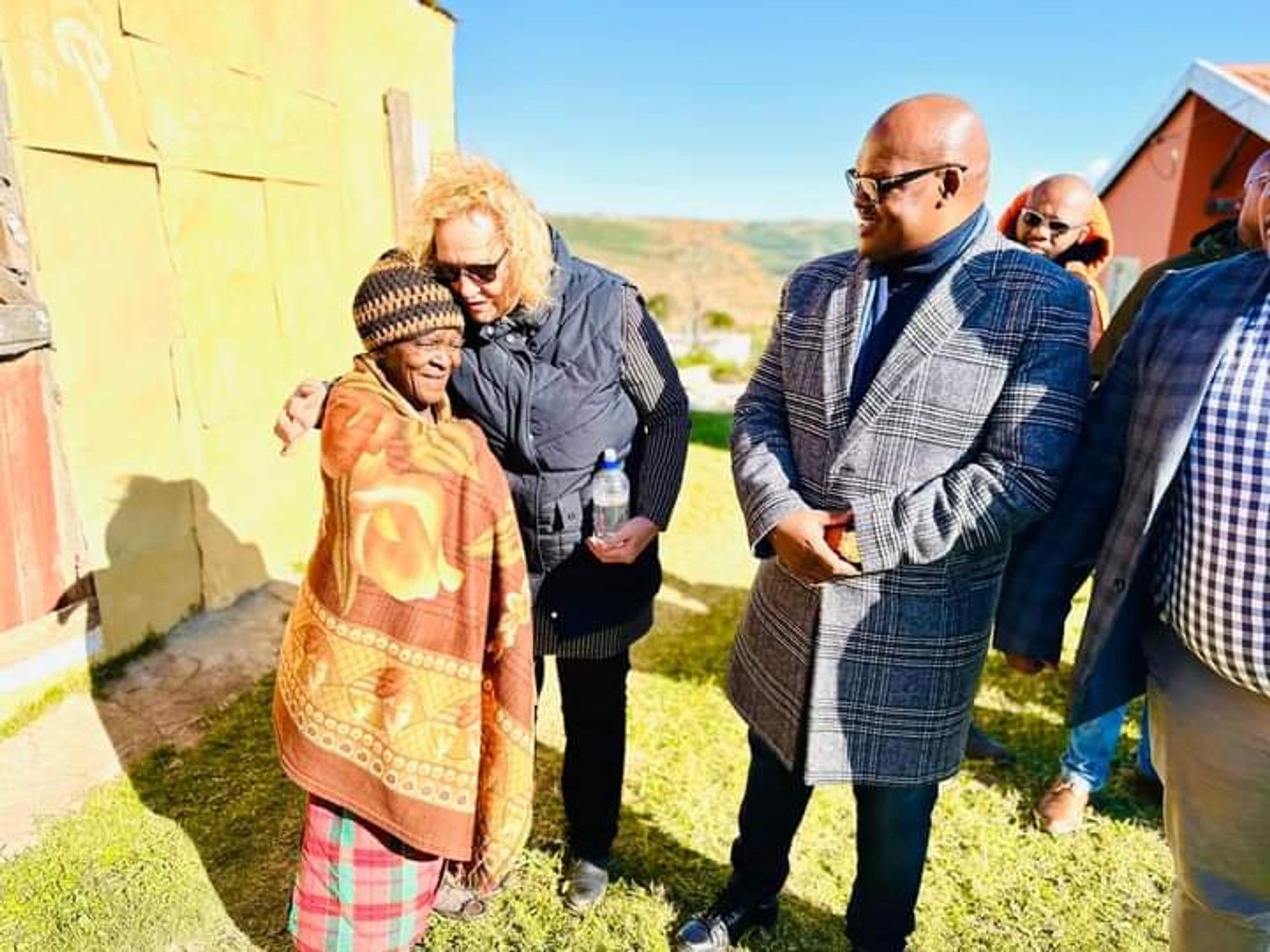 Isivunguvungu somoya sisube imiphefumlo yababini eMpuma Koloni