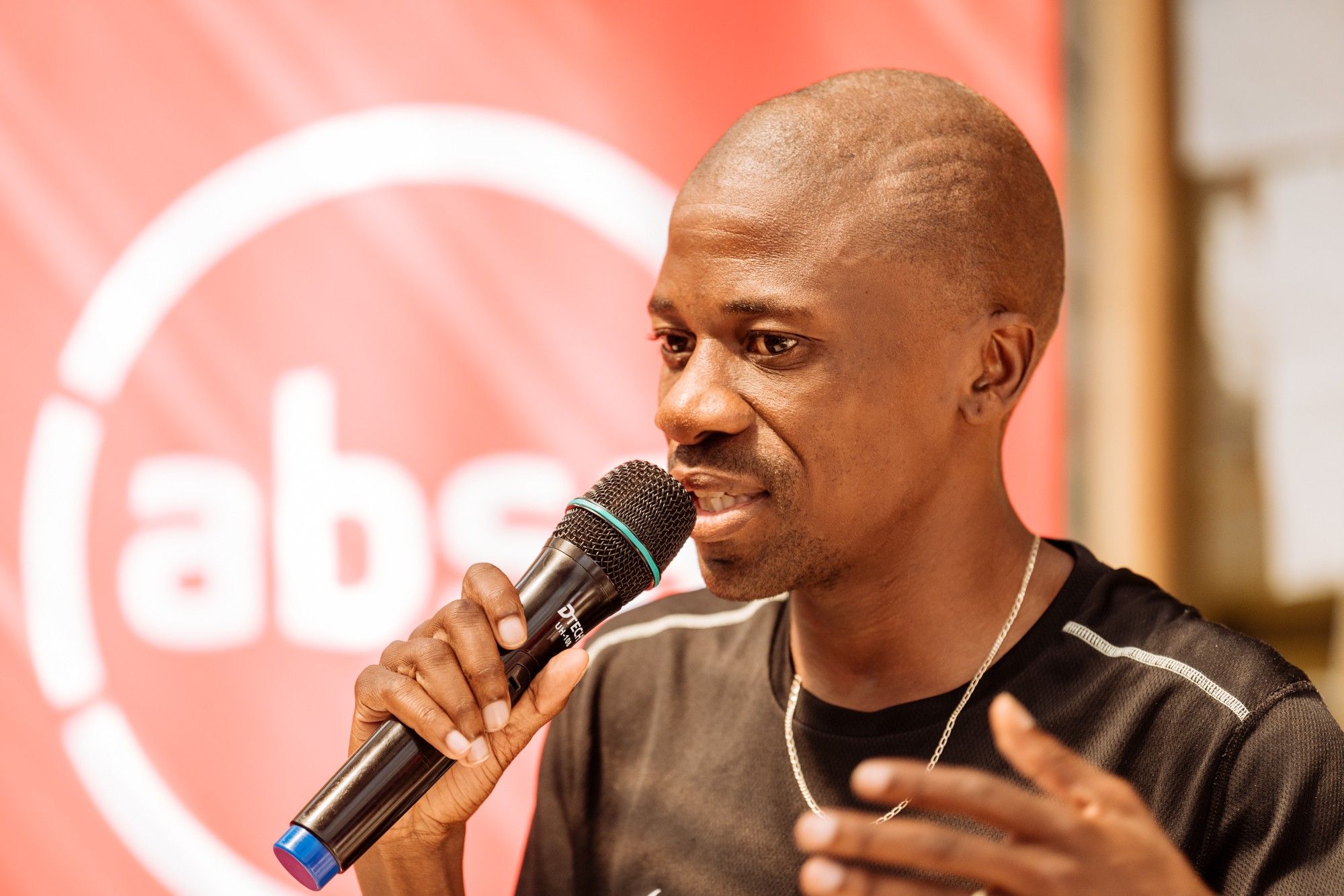 David Manja the dangerman in the star-studded men' s Absa Cape Town 12K ...