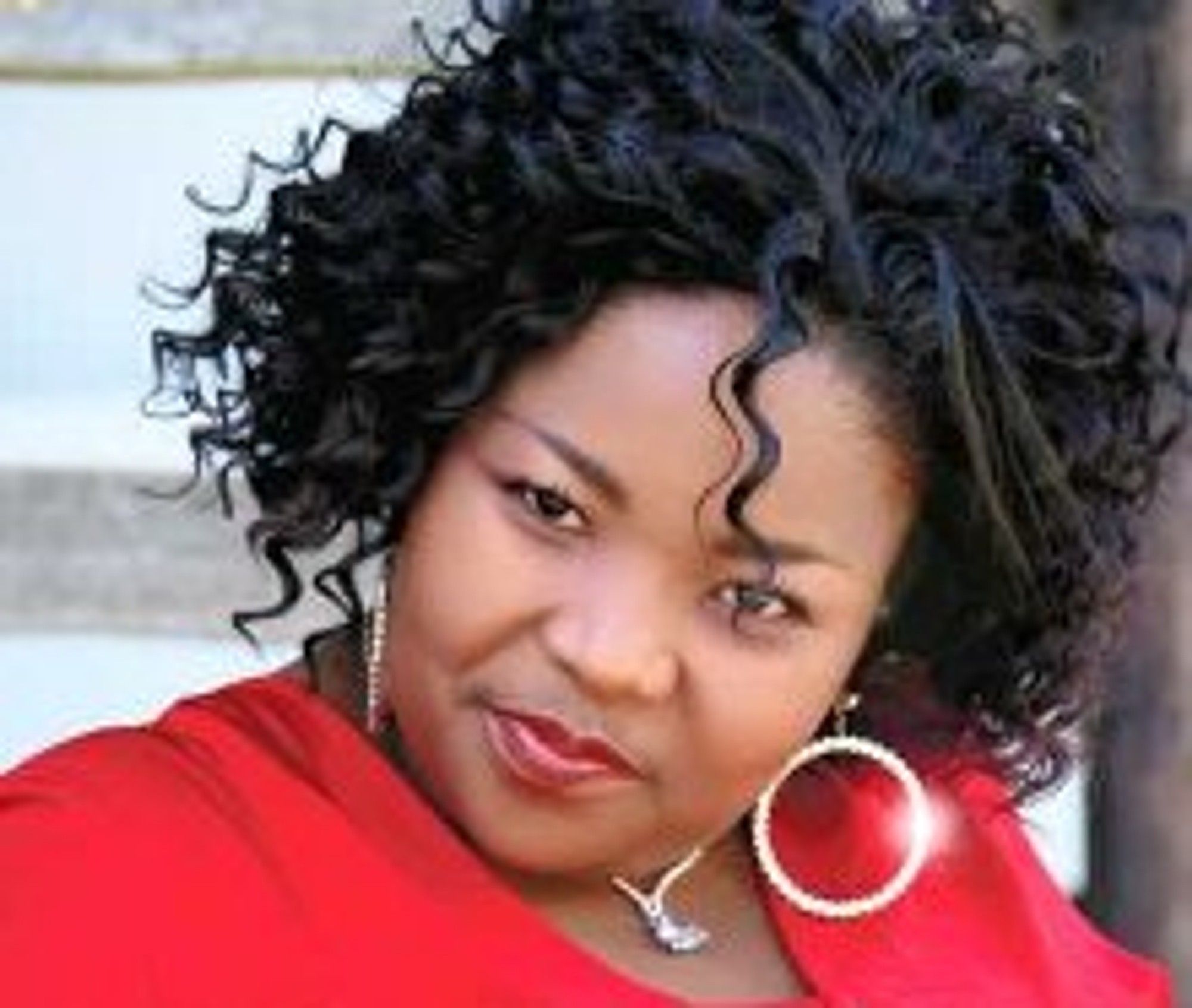 ‘Gone too soon’: Tributes pour in for popular singer Winnie Khumalo ...
