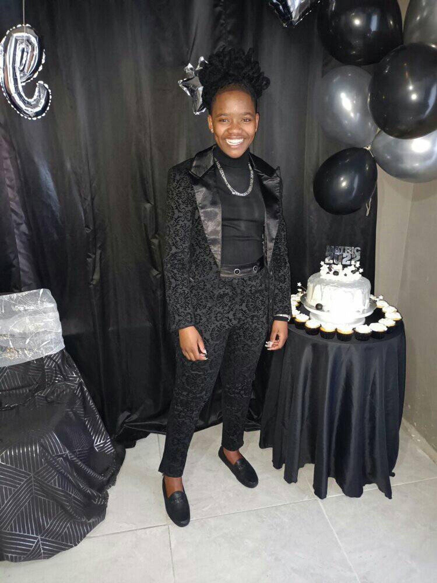 George residents pay tribute to building collapse victim