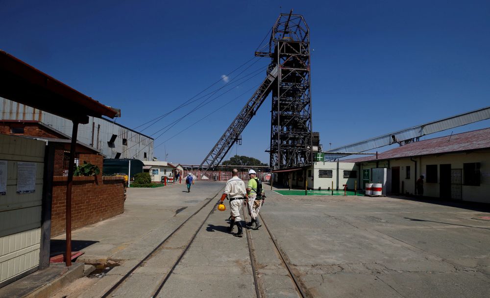 Scammers target former mine workers in Northern Cape