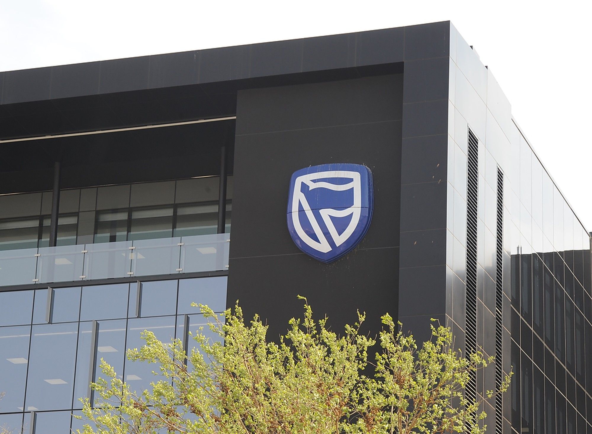 Former Standard Bank employee who claimed ‘kidnappers’ made him steal ...