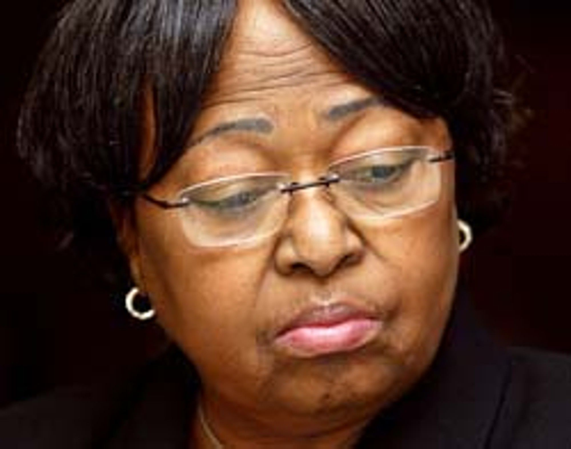 Red carpet for Manto's funeral