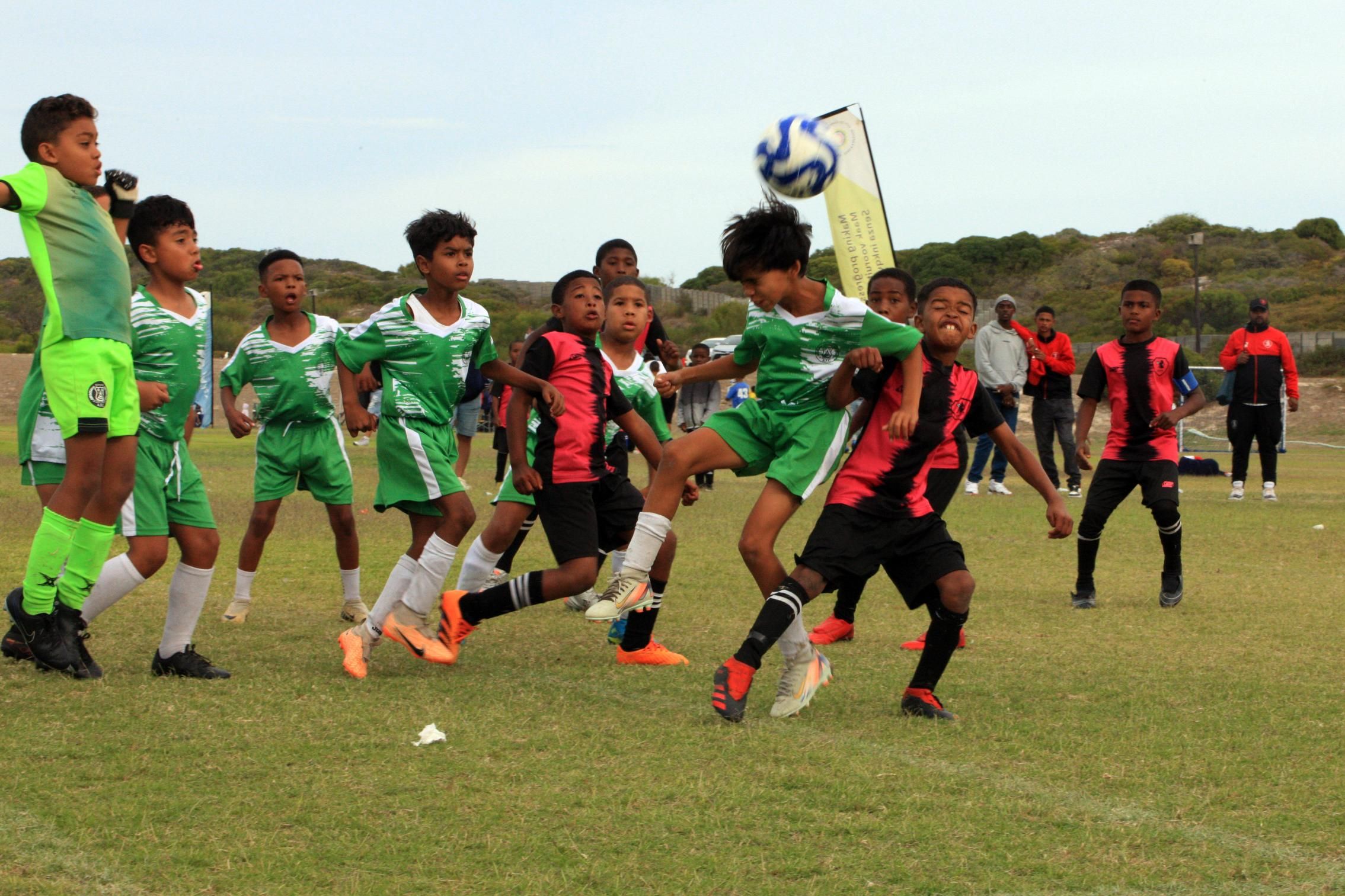 Bothasig FC under-10s crowned Cubs gold medal winners