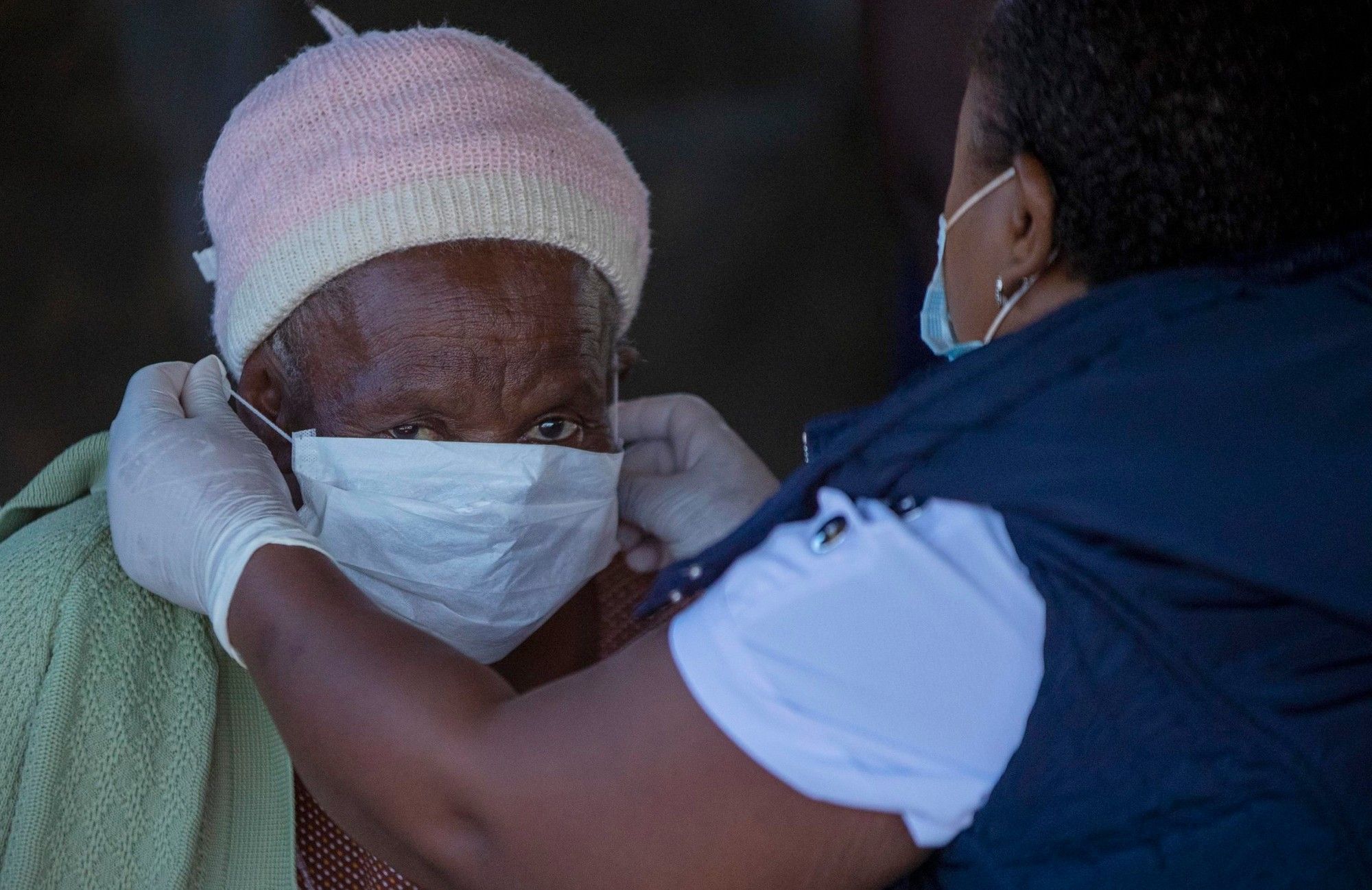 Why wearing a mask is now encouraged