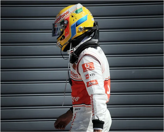 McLaren out of Italian GP on first lap