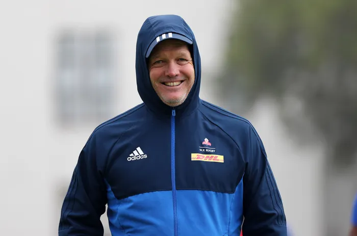 John Dobson approached by Bulls to take over from John Mitchell