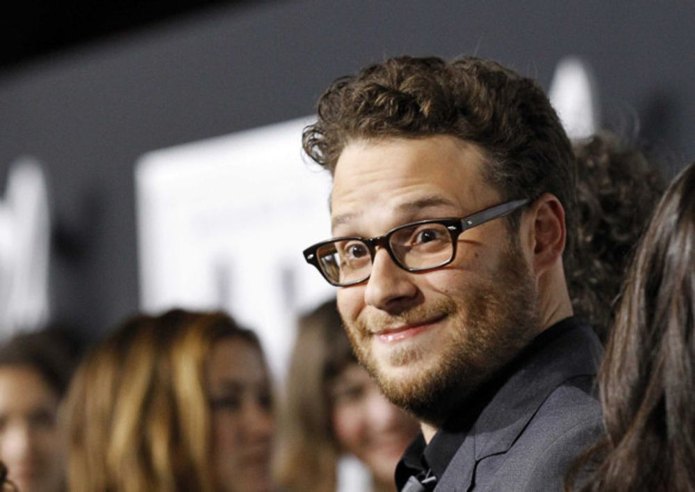 Rogen wants his ‘fat clothes’ back