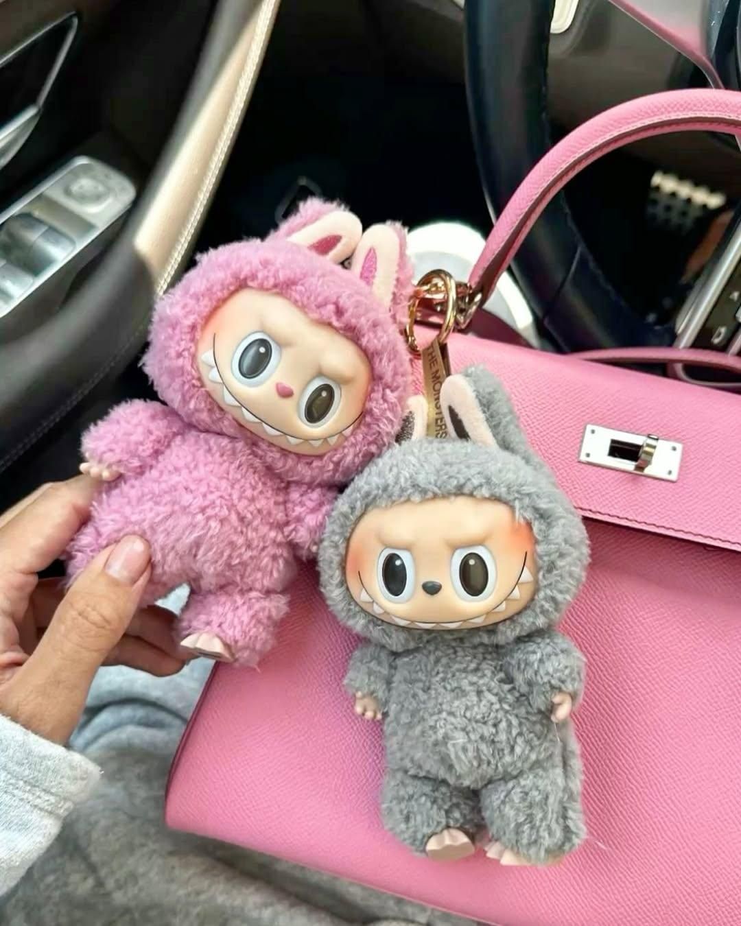 Shanghai police bust gang selling counterfeit Labubu toys