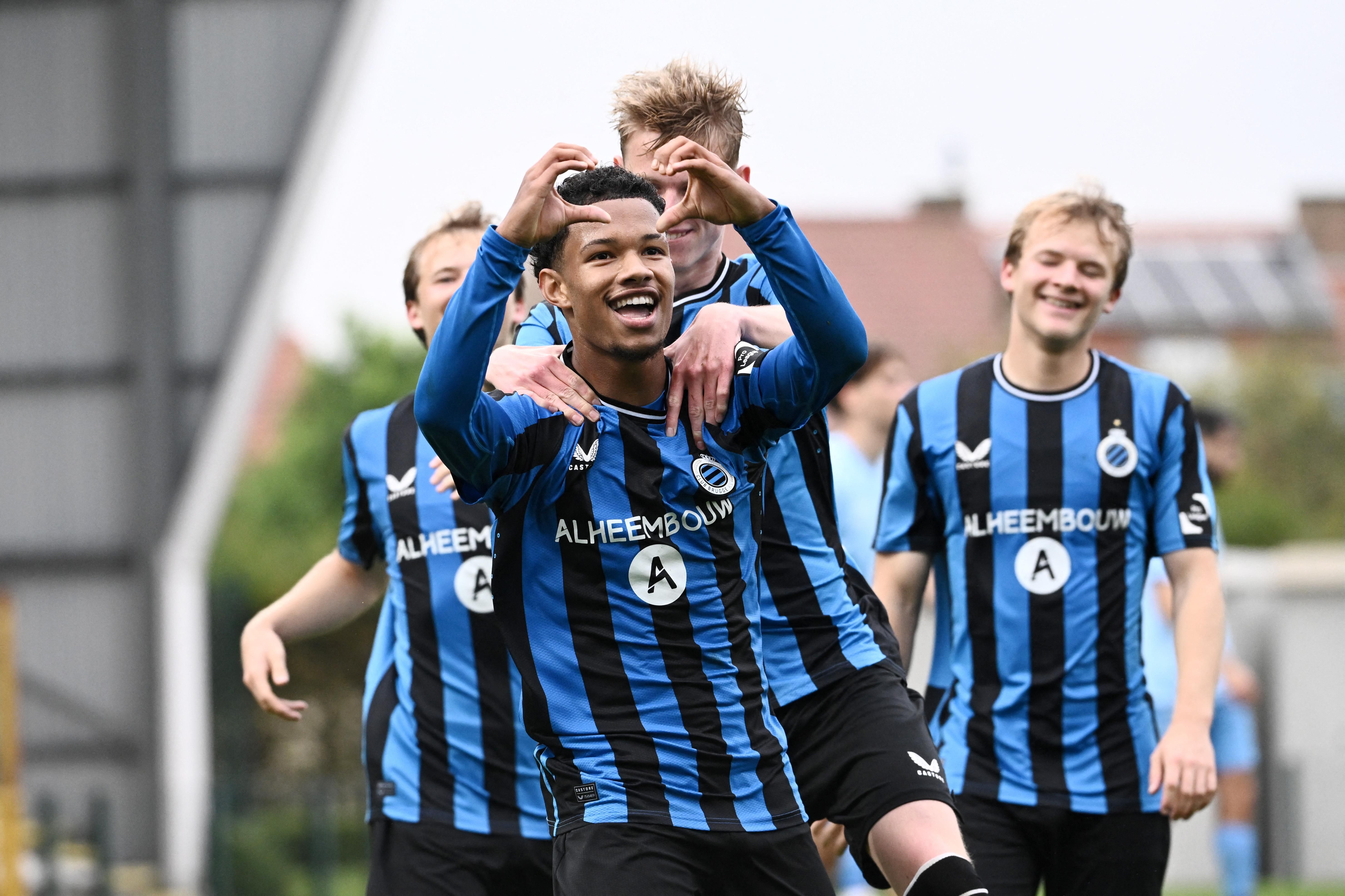 Rising star Shandre Campbell must avoid Percy Tau's career missteps to ...