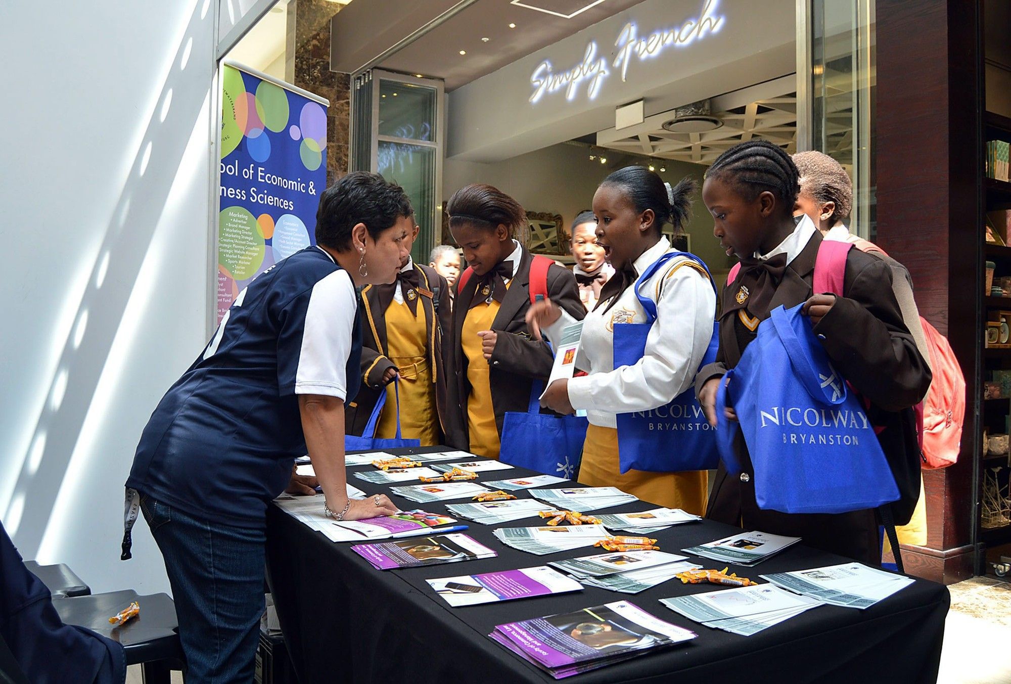 Calls for youth to discover their path at career exhibition
