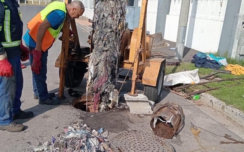 40 tonnes of vullis in Manenberg's sewage system