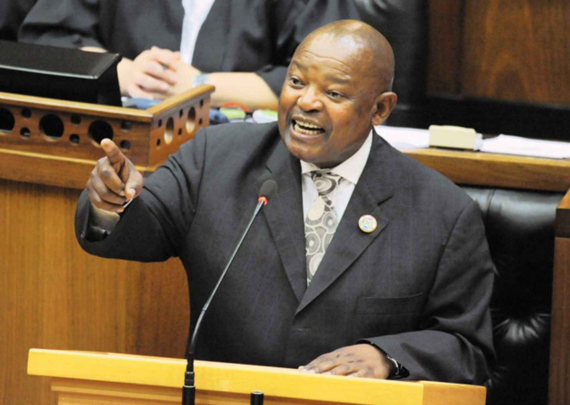 Lekota wins Cope leadership case