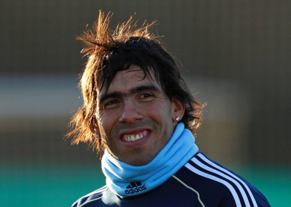 Tevez makes low-key return