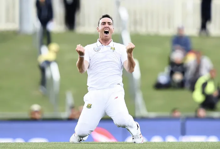 Abbott and Co click together