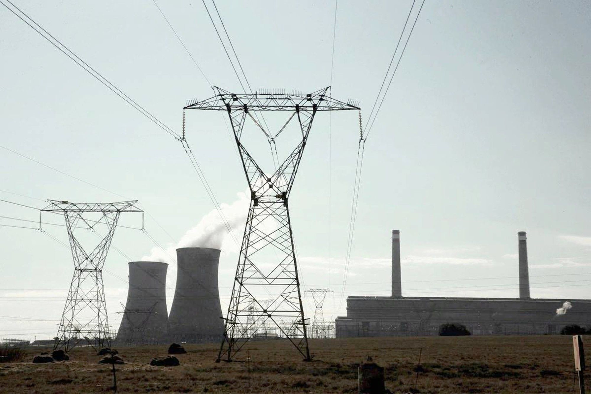 Zimbabwe starts further power cuts due to Eskom outages