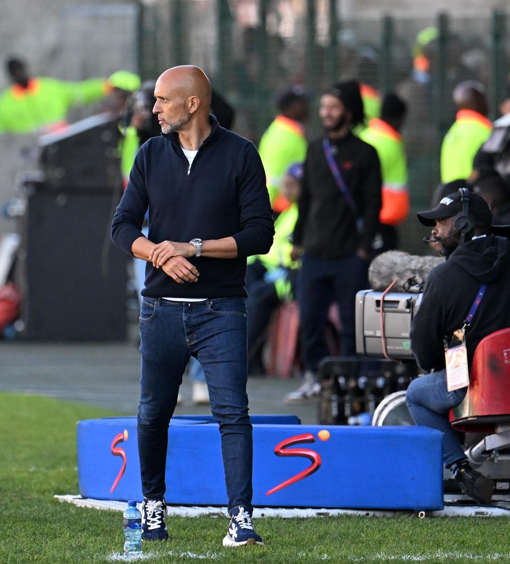 Miguel Cardoso’s Brazilians eye early league control against struggling ...