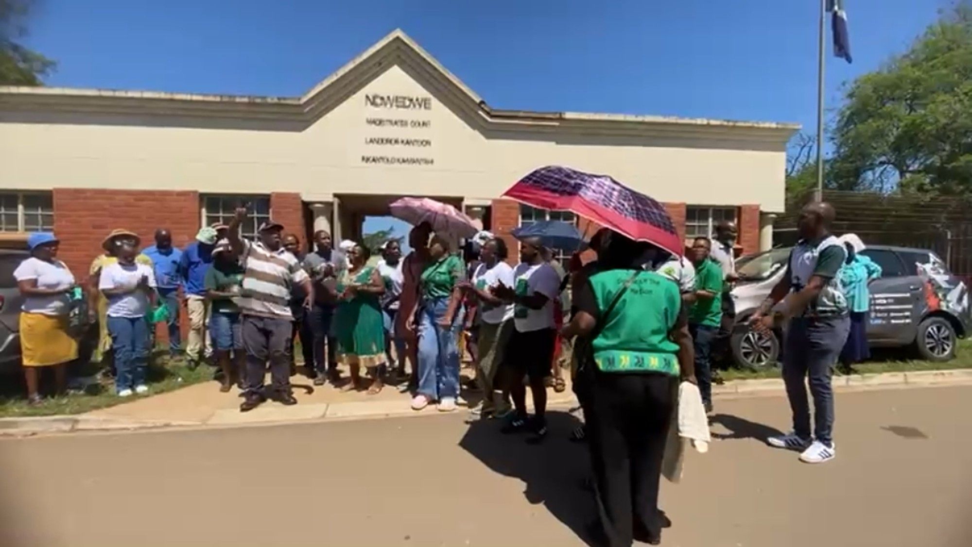 Ubaba nendodana kwelokubulala eNdwedwe