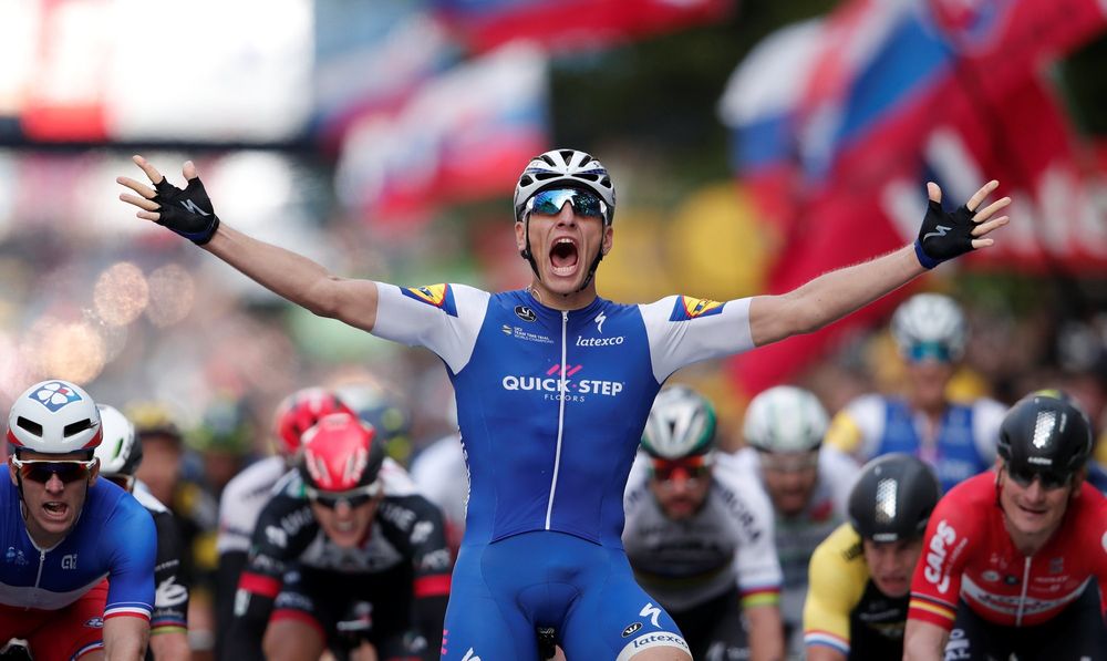 #TDF2017 Victorious Kittel in tears, Froome crashes