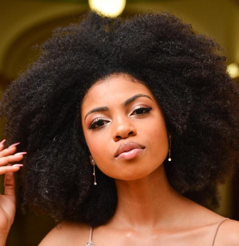 Between Two Worlds | Zulaika Patel's painful journey of dual family ...