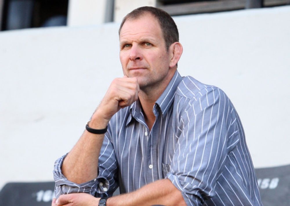 Sharks in for a long fight – Plumtree