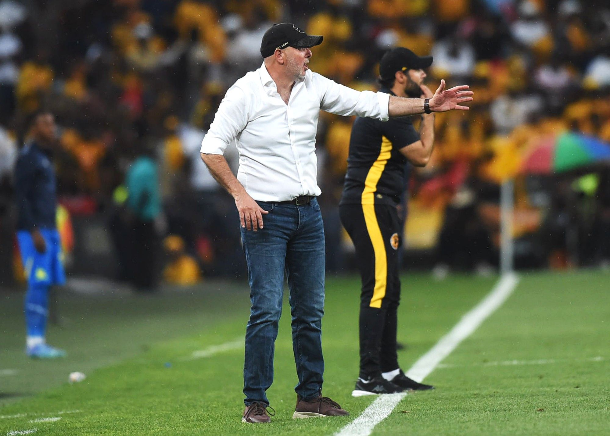 Kaizer Chiefs eye Bafana Bafana midfielder Luke Le Roux, amid Betway ...
