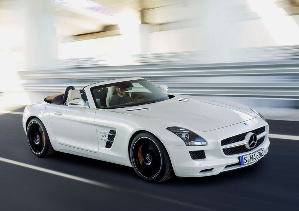 SLS drops its top, loses its 'wings'