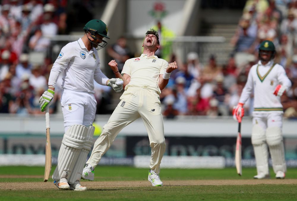 Limp fielding, batting and captaincy push Proteas to point of oblivion