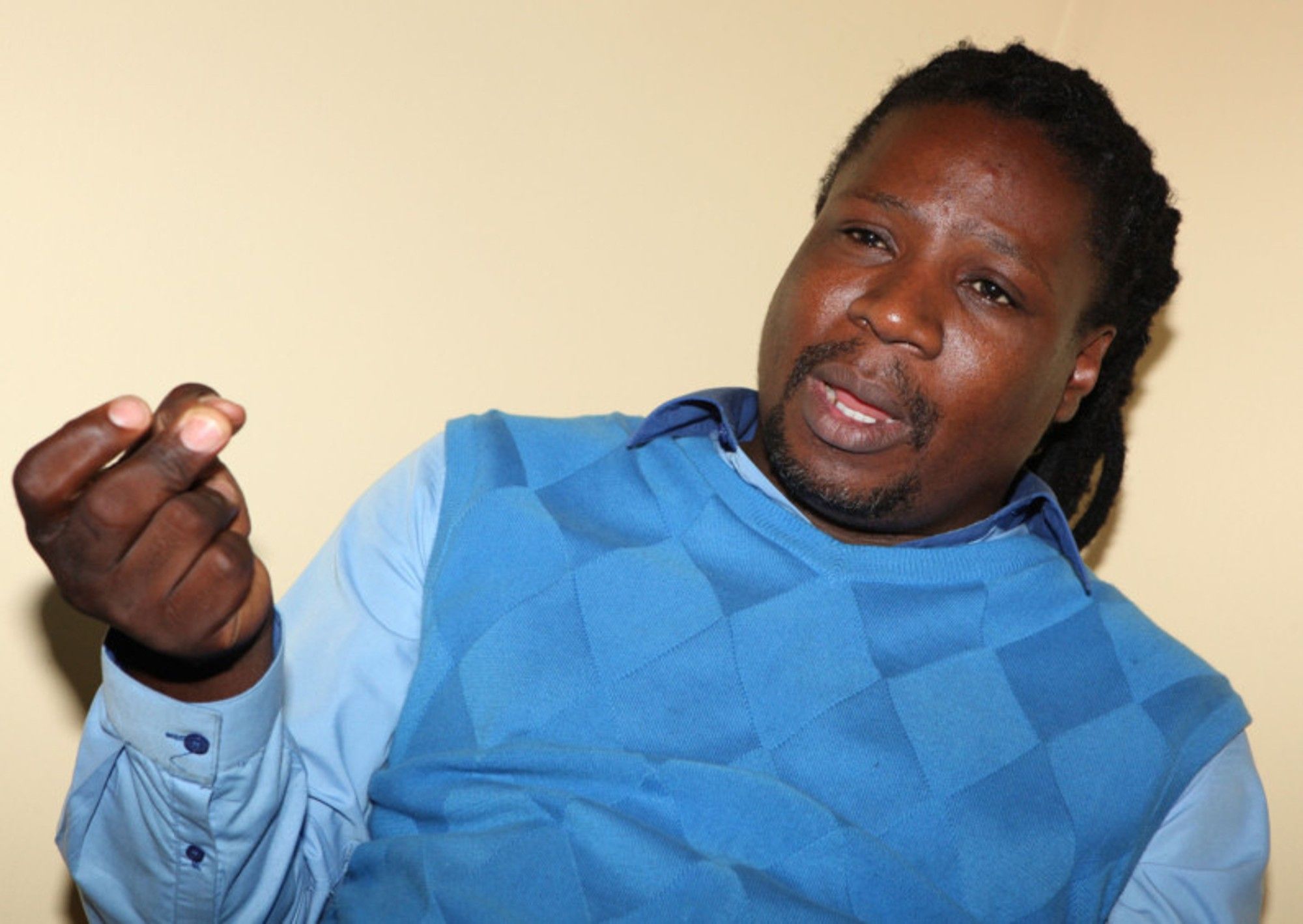 A comedian who does it on a wing and a prayer